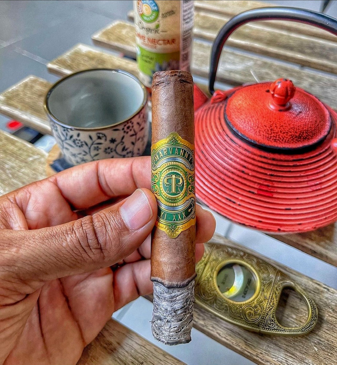 Marvanny “Tres Leche” – Black Box Cigar Club